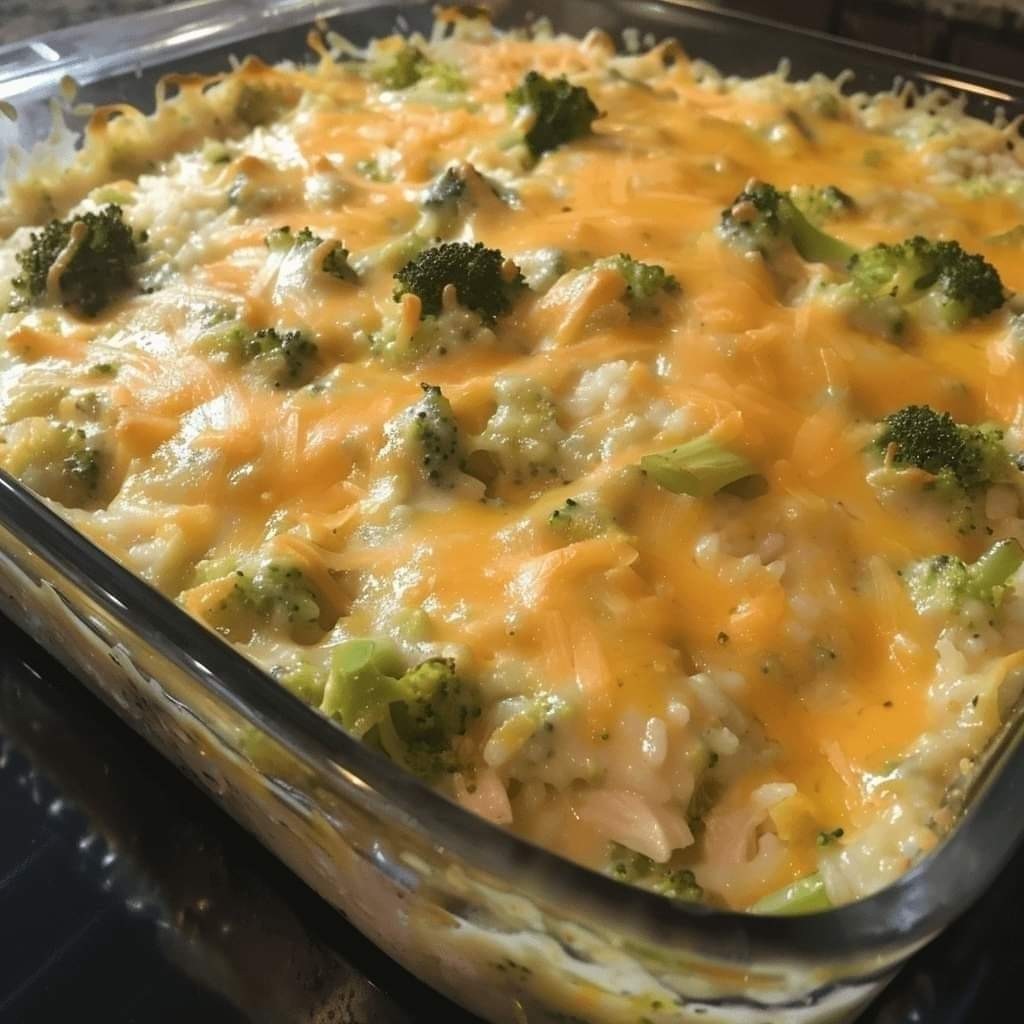 Broccoli and Cheese Casserole Recipe - CYSSERO