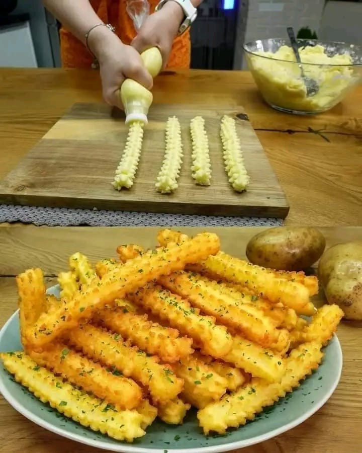 "Golden Crispy Crinkle-Cut Potato Fries: A Crunchy Delight" - CYSSERO