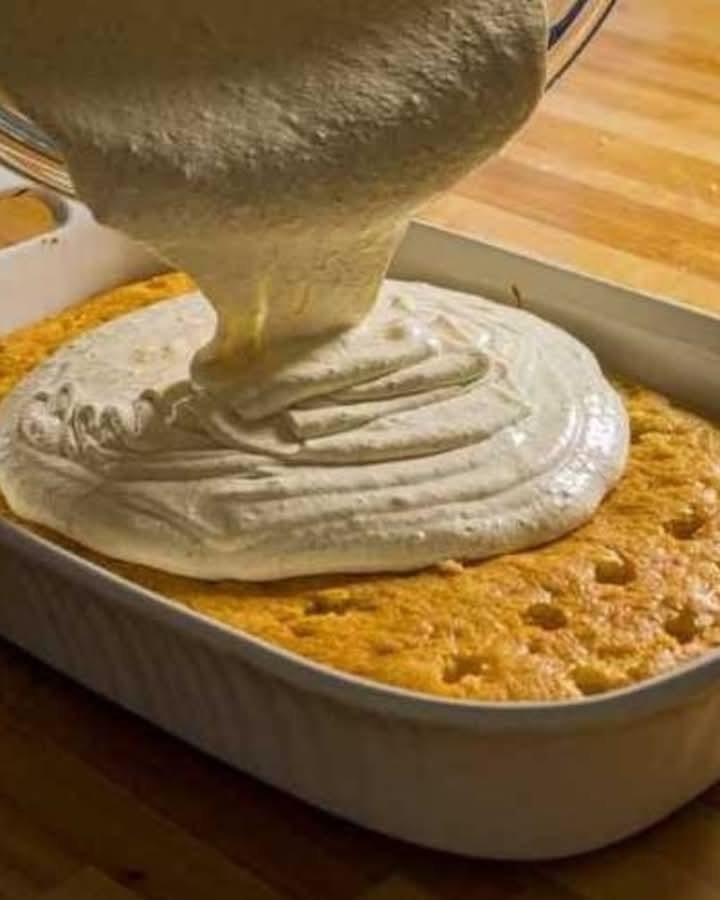 Layered Custard Cake Recipe - CYSSERO